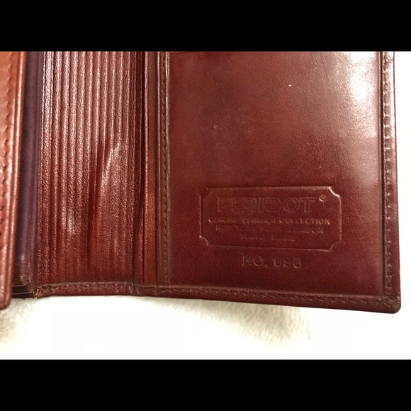 PERIDOT | Bags | Peridot Leather Wallet | Poshmark